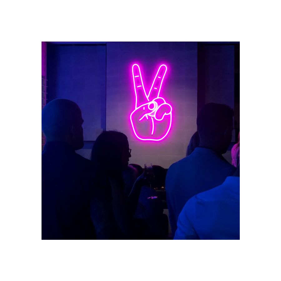 Peace Sign Hand Symbol Common Hand Gestures In The US That Are