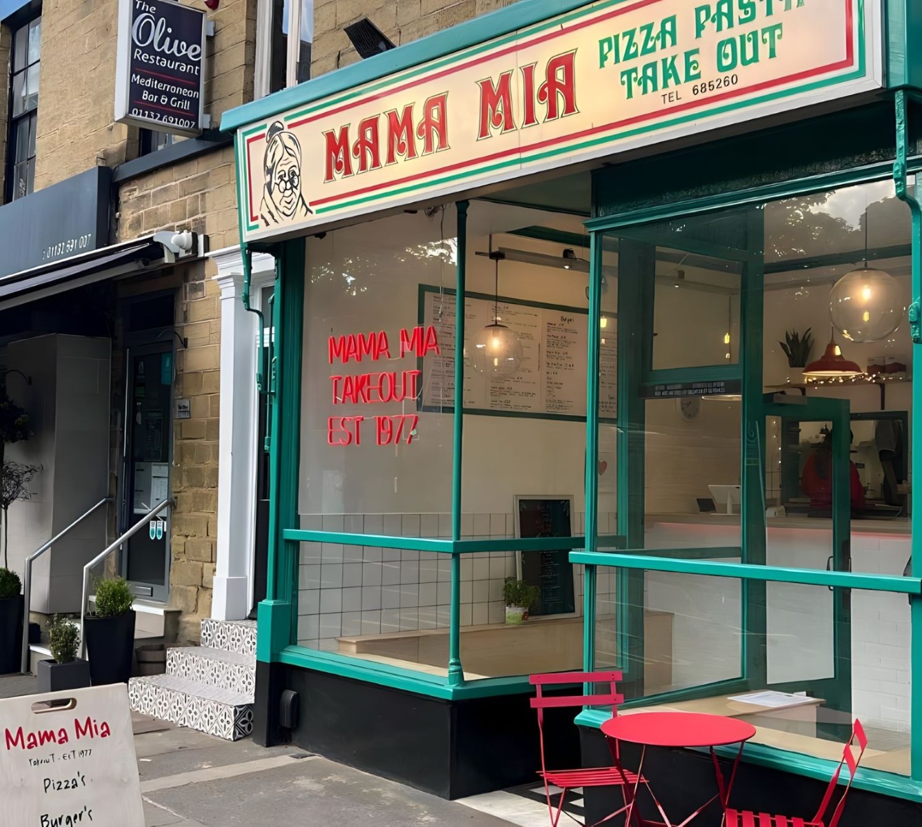 Custom Neon® Signs Leeds & Bradford Bespoke LED Neon Signs West Yorkshire